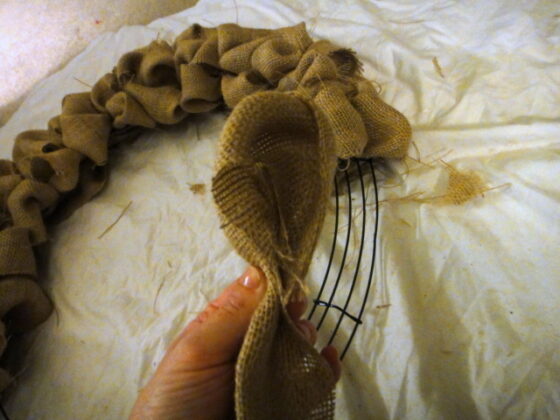 How to Make a Burlap Wreath with Video Tutorial