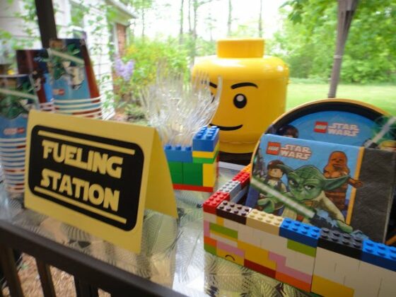 Lego Star Wars Party: Free Printables, Games, Menu Ideas