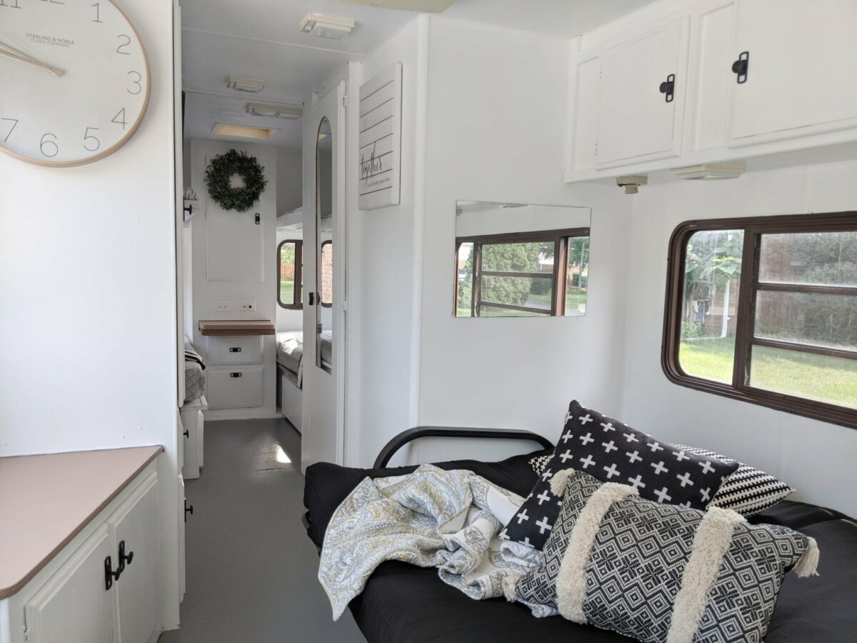 SOLD: 1987 Vintage Trailer Newly Renovated 1987 Vintage Camper for Sale