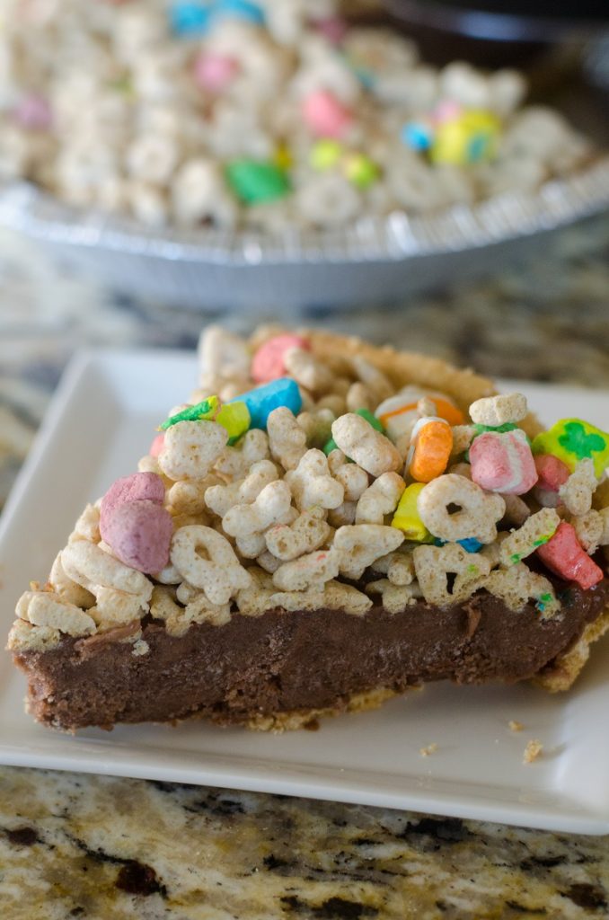 Fun Snacks and Crafts Using Lucky Charms Cereal for Saint Patrick's Day