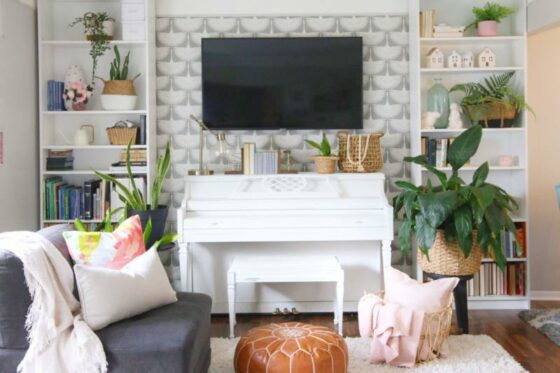 Seasonal Simplicity Spring Home Tour: Simple Decor and Style Tips