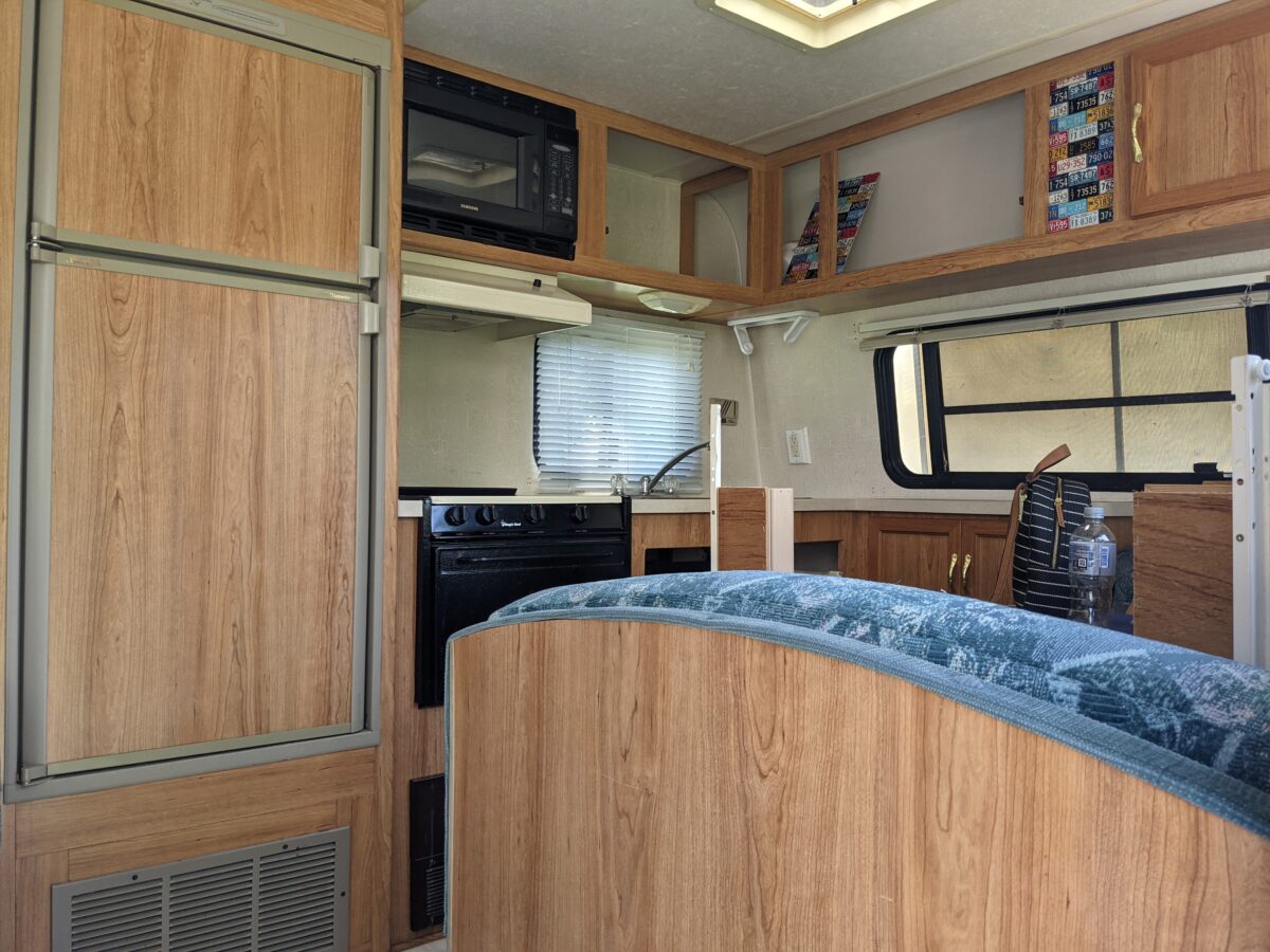 2000 Coachmen Catalina Travel Trailer Renovation