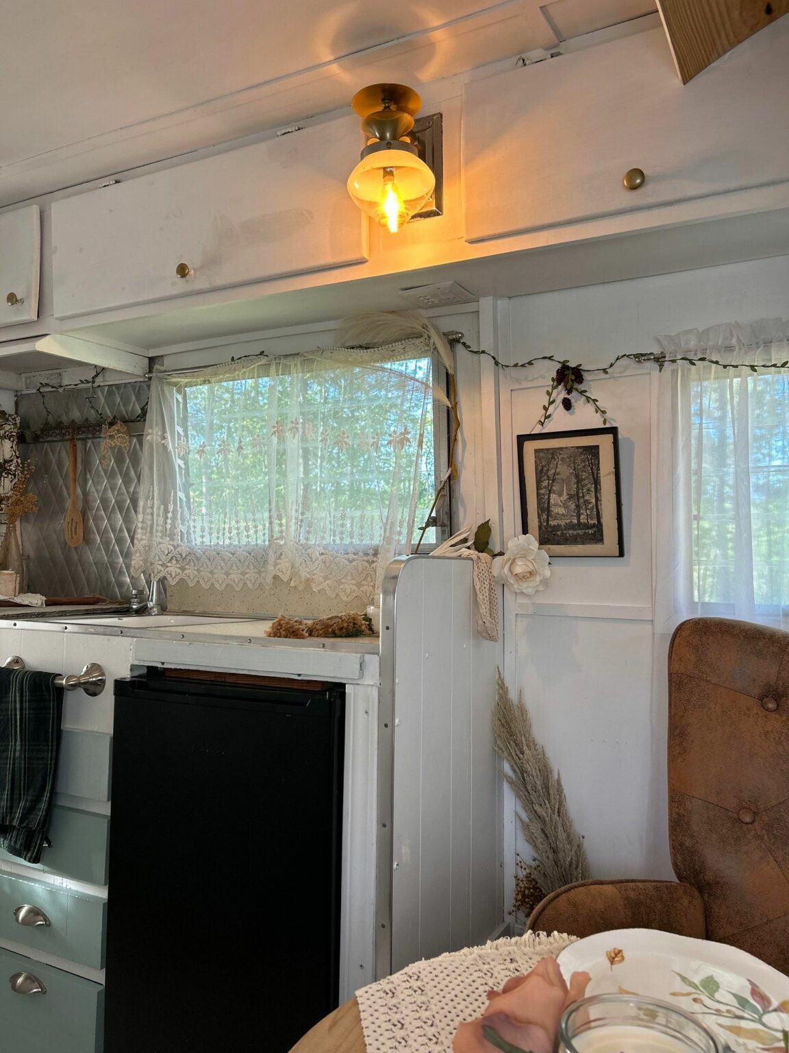 Charming 1965 Shasta Airflyte For Sale